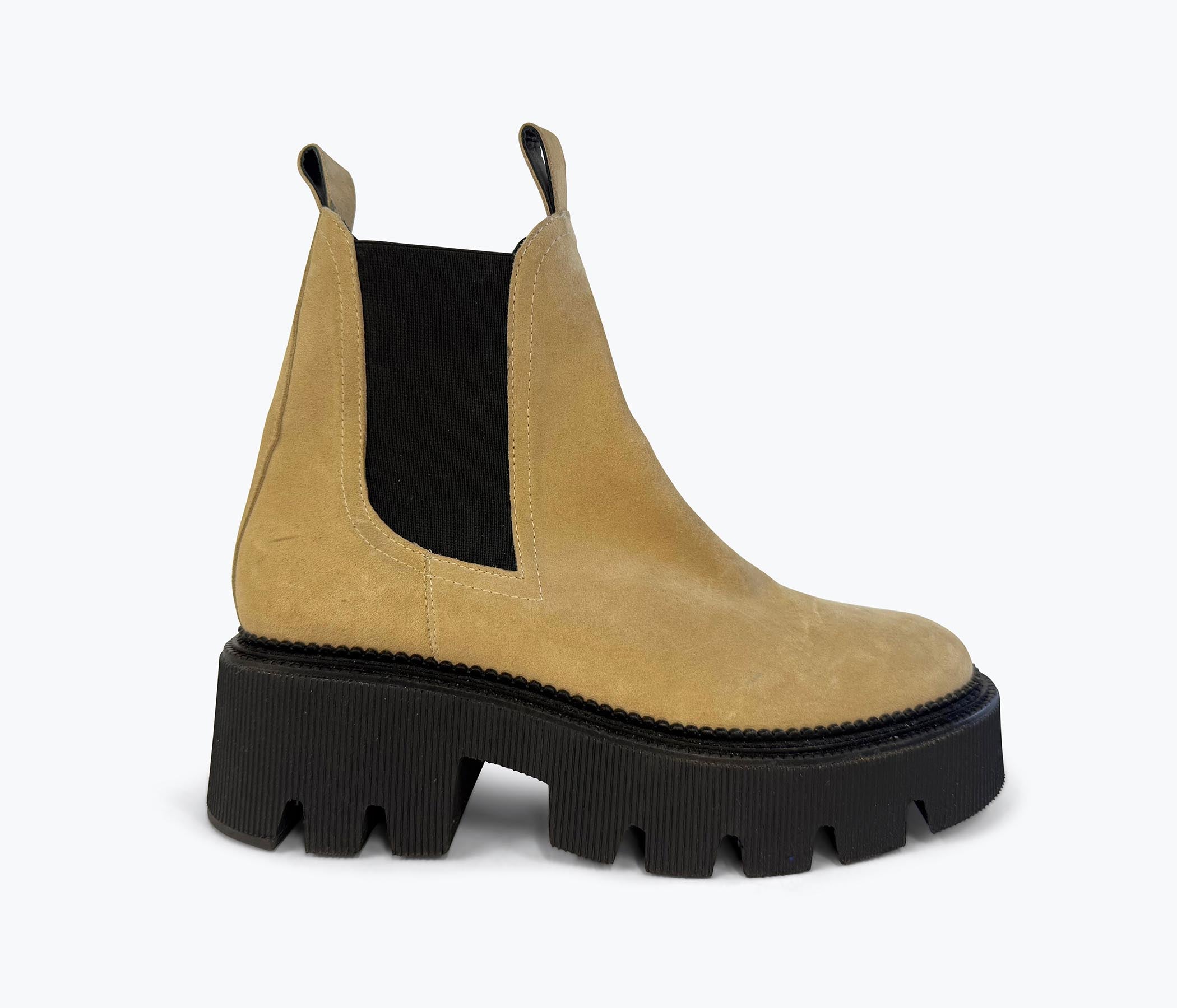 SAMPLE - JORDAN - Bone Suede – FREDA SALVADOR